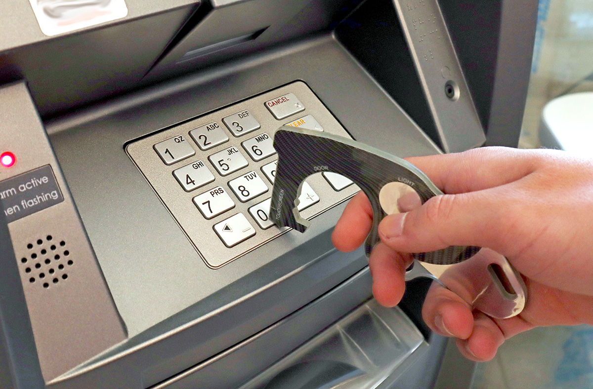 How to Interact With Door Handles, Touchscreens, and Other Public ...